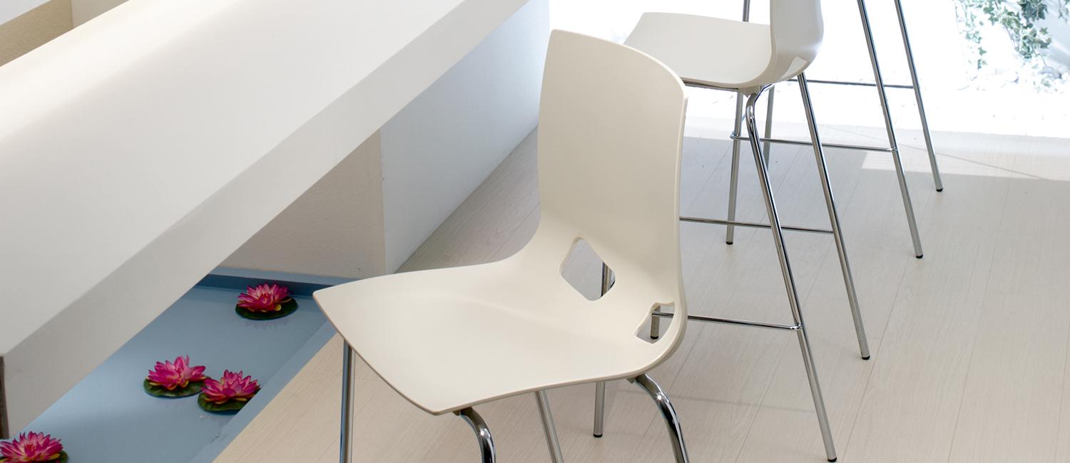 FONDO stool | SATO | Stools & Poufs | SATO